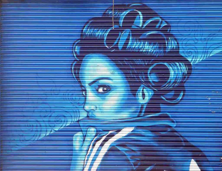 Rulos para el Pelo: Cómo Usar Rulos Grandes y Permanentes